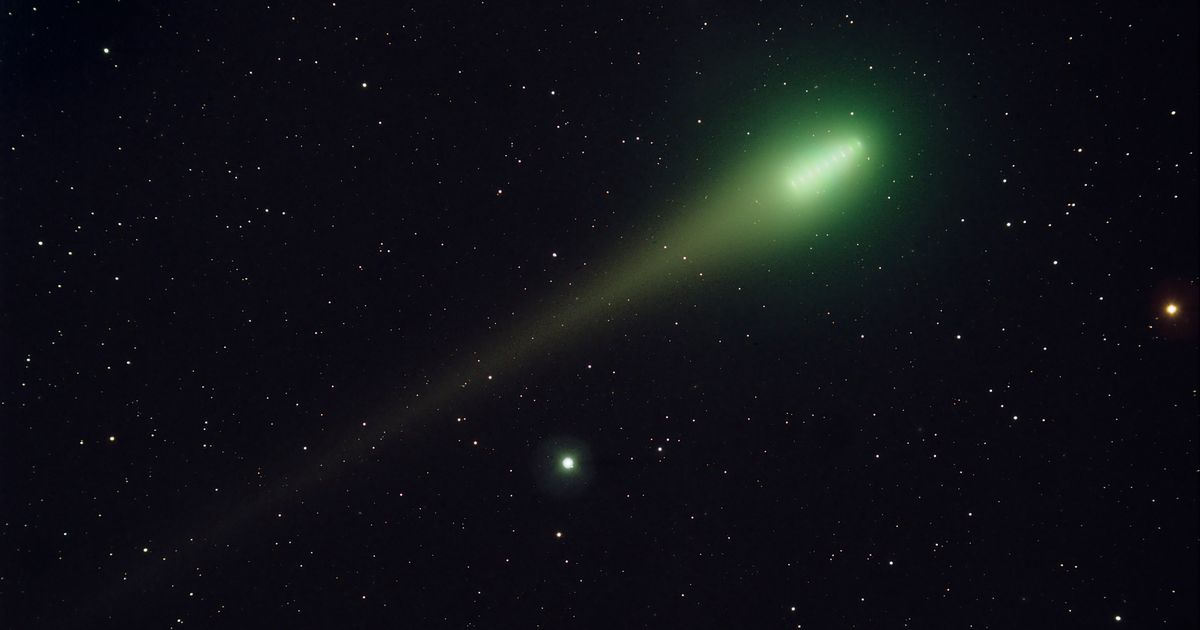 On February 1st, A Rare Green Comet Will Pass By Earth For The First Time In 50,000 Years ...