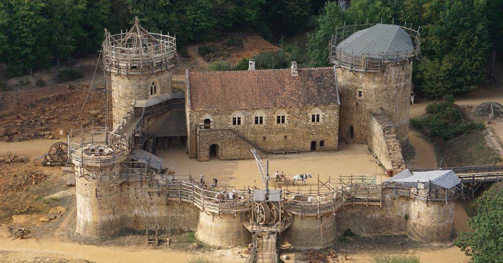 The French Have Been Building Castle Using Medieval Techniques For 20 ...