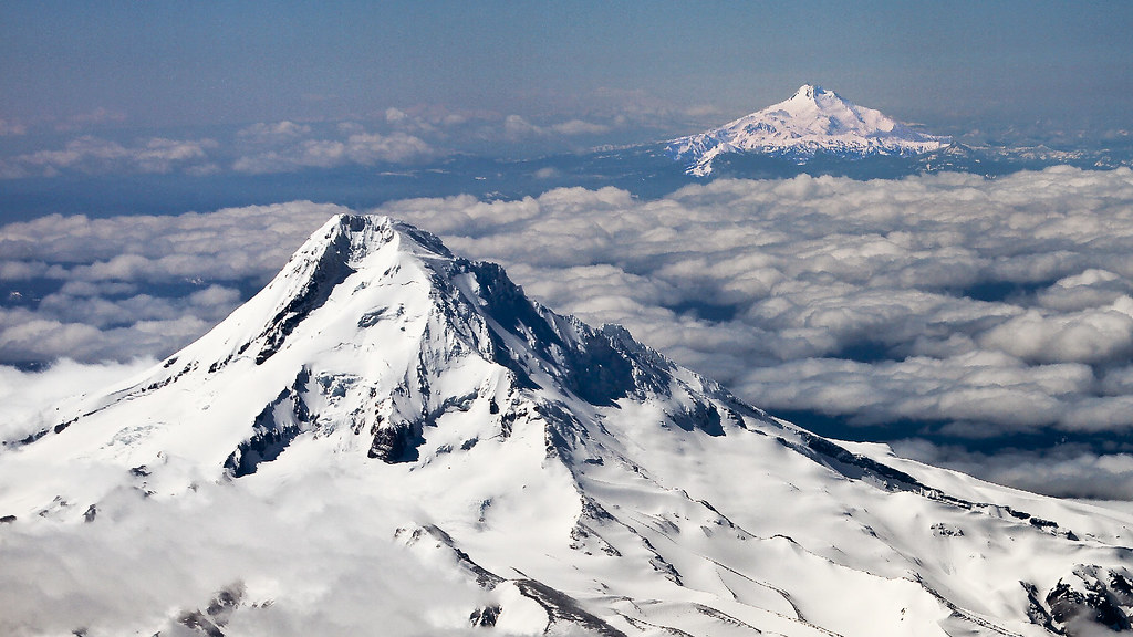 Five Peaks of the Cascade Volcanic Arc: A Majestic Aerial View of Mt ...