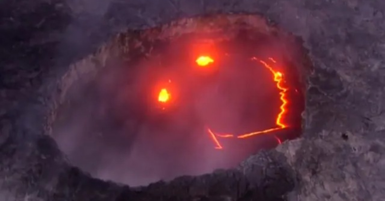 Nature’s furious smile: Kilauea volcano in Hawaii forms mysterious ...