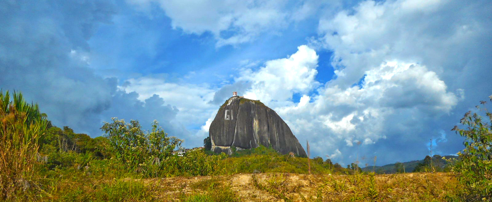 The Rock of Guatapé: A Colombian Landmark Worth Climbing - Hasan Jasim