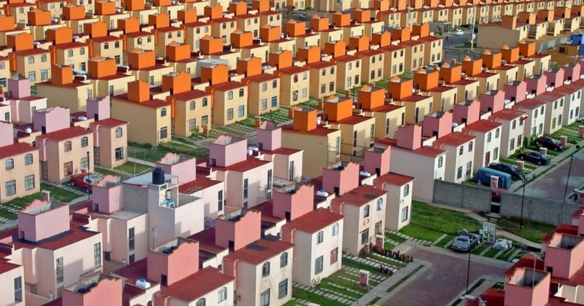 Captivating Aerial Photograph Reveals the Reality of a Unique Town on ...