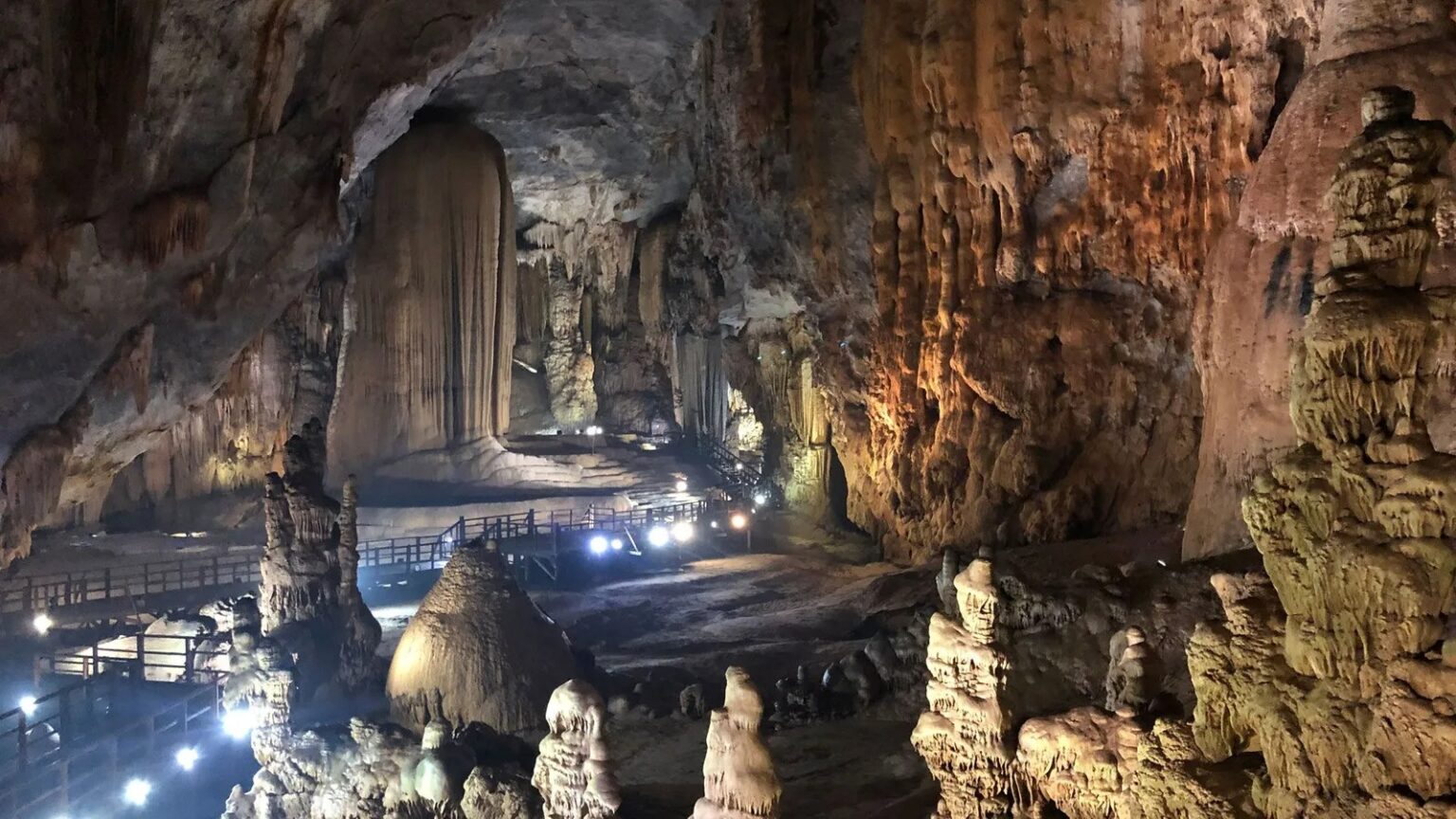 Sơn Đoòng Cave, Vietnam, Unveiling the Magnificence of One of Earth's ...