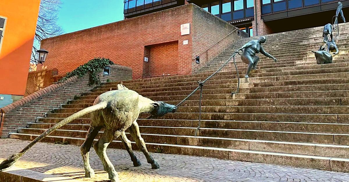 Art in Motion: Dynamic Sculpture Evolves into Functional Handrail for ...