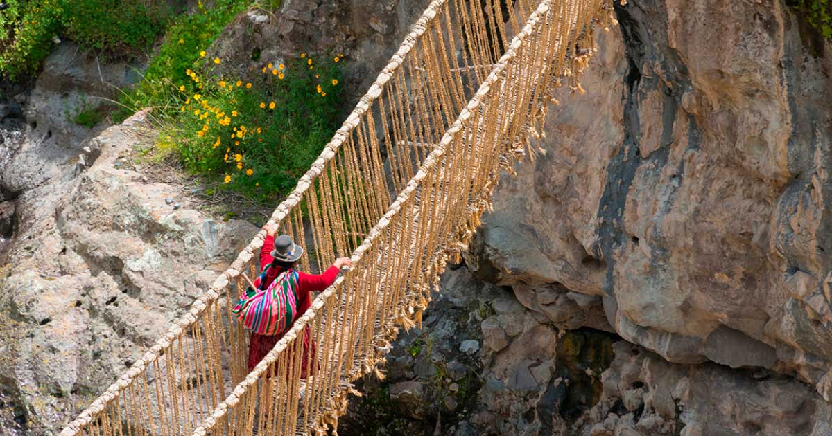The Last Incan Suspension Bridge: Woven from Grass and History - Hasan ...