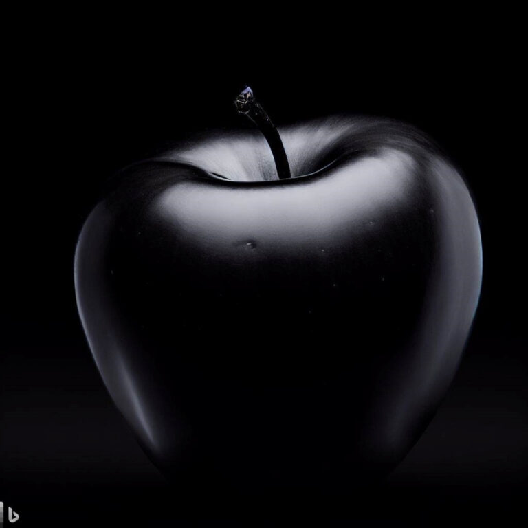 A Taste of Royalty: Unveiling the Enigmatic Black Diamond Apple - Hasan ...