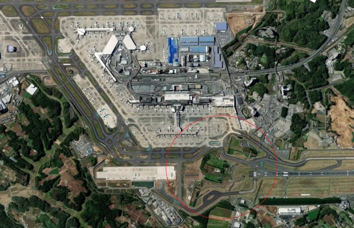 Man Refuses to Give Up His Farm in the Middle of Tokyo Airport ...
