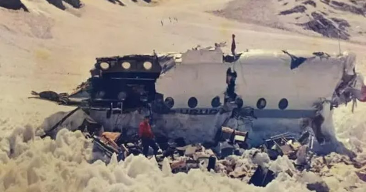 Valley of Tears: A Tale of Resilience in the Andes - Hasan Jasim