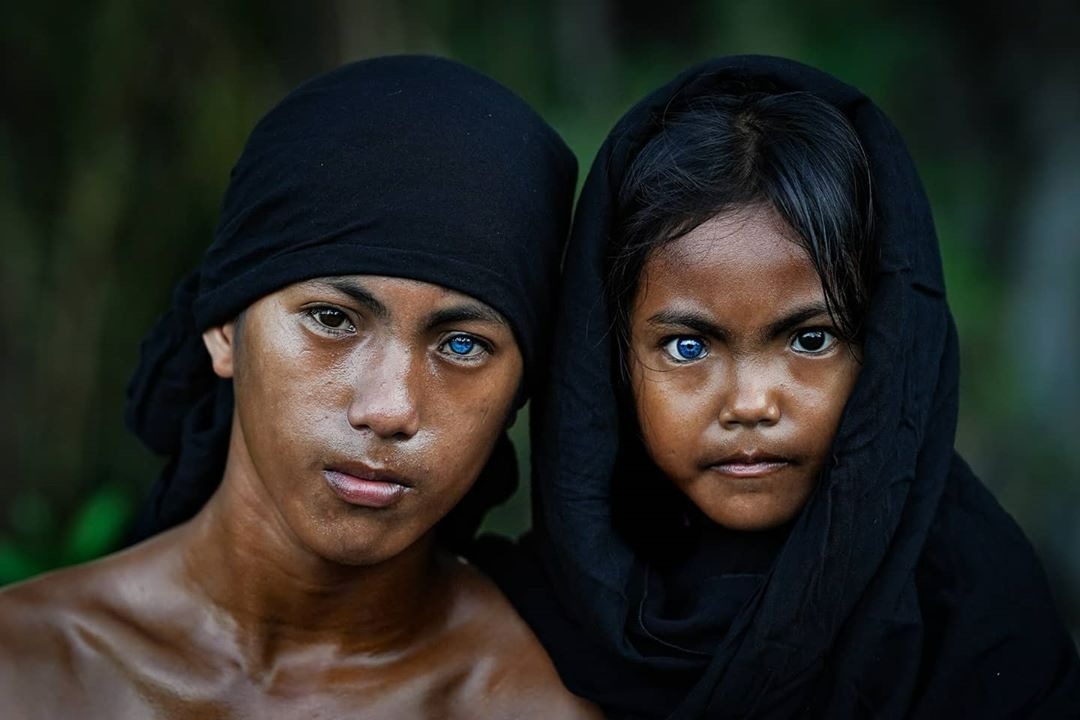 Island of Intrigue: Unveiling the Blue Eyes of the Buton Tribe - Hasan ...