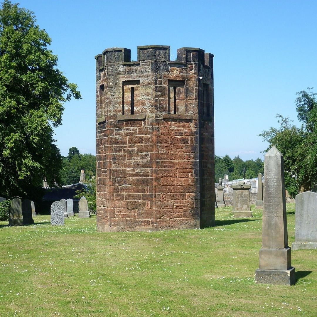 Mortsafes: The 18th Century Grave Protection Against Body Snatchers ...
