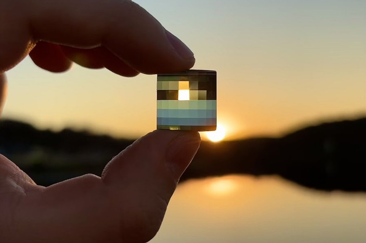 Pixelate the World: Japanese Designer Creates a Crystal Cube That Turns ...